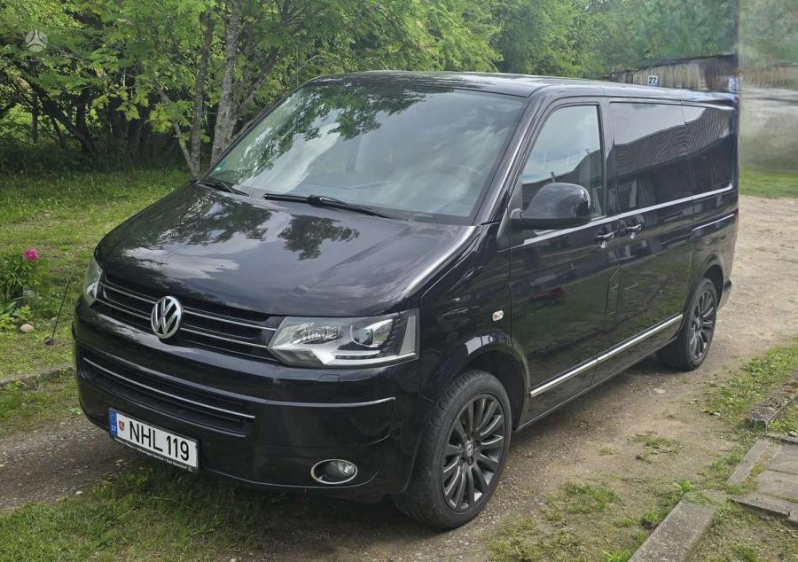 Black Volkswagen Multivan 2014 in Vilnius, with an engine capacity of 2.00 L and mileage of 320 thousand km for 16000 €, photo 1 on AUTOMOTO.COM.LV