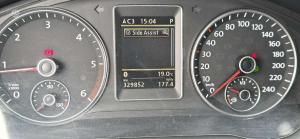 Black Volkswagen Multivan 2014 in Vilnius, with an engine capacity of 2.00 L and mileage of 320 thousand km for 16000 €, photo 18 on AUTOMOTO.COM.LV