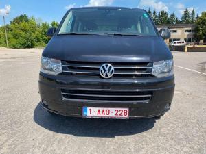 Black Volkswagen Multivan 2015 in Raseiniai, with an engine capacity of 2.00 L and mileage of 418 thousand km for 13300 €, photo 5 on AUTOMOTO.COM.LV
