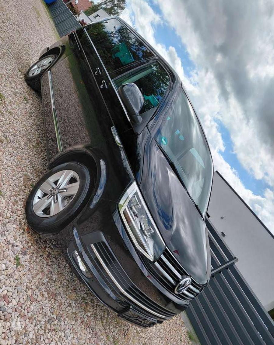 Melns Volkswagen Multivan 2016 Vilkaviškis, ar dzinēja tilpumu 2.00 L un nobraukumu 191 tūkst. km par 20500 €, foto 16 vietnē AUTOMOTO.COM.LV