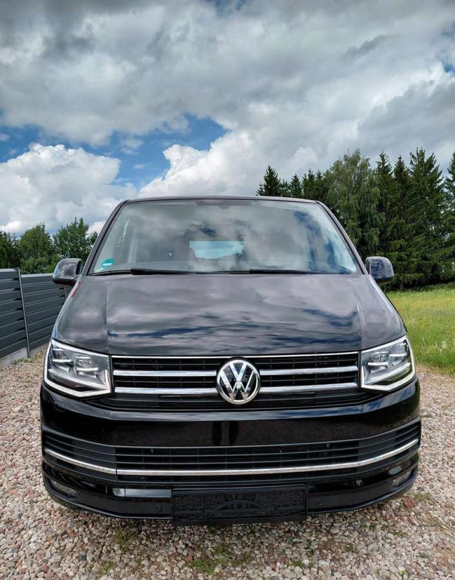 Melns Volkswagen Multivan 2016 Vilkaviškis, ar dzinēja tilpumu 2.00 L un nobraukumu 191 tūkst. km par 20500 €, foto 18 vietnē AUTOMOTO.COM.LV