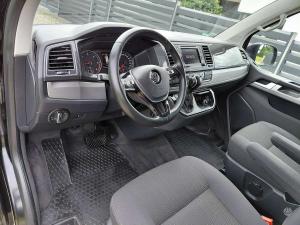 Melns Volkswagen Multivan 2016 Vilkaviškis, ar dzinēja tilpumu 2.00 L un nobraukumu 191 tūkst. km par 20500 €, foto 19 vietnē AUTOMOTO.COM.LV