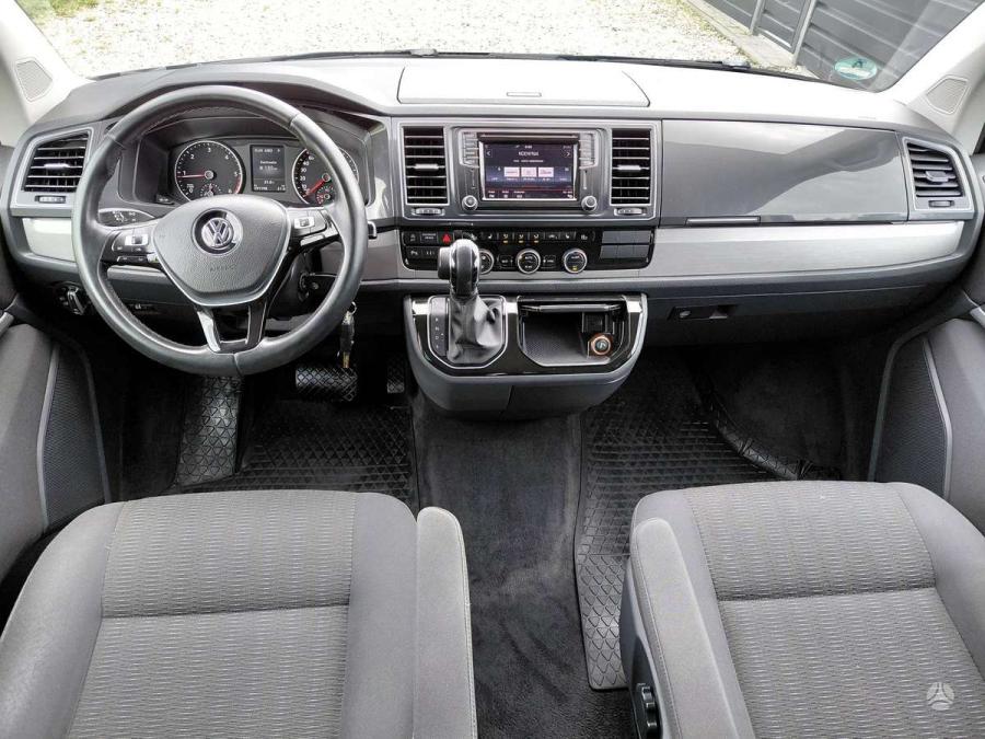 Melns Volkswagen Multivan 2016 Vilkaviškis, ar dzinēja tilpumu 2.00 L un nobraukumu 191 tūkst. km par 20500 €, foto 25 vietnē AUTOMOTO.COM.LV
