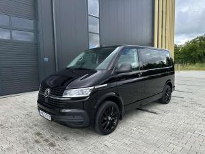 Melns Volkswagen Multivan 2021 Klaipėda, ar dzinēja tilpumu 2.00 L un nobraukumu 37 tūkst. km par 43500 €, foto 3 vietnē AUTOMOTO.COM.LV