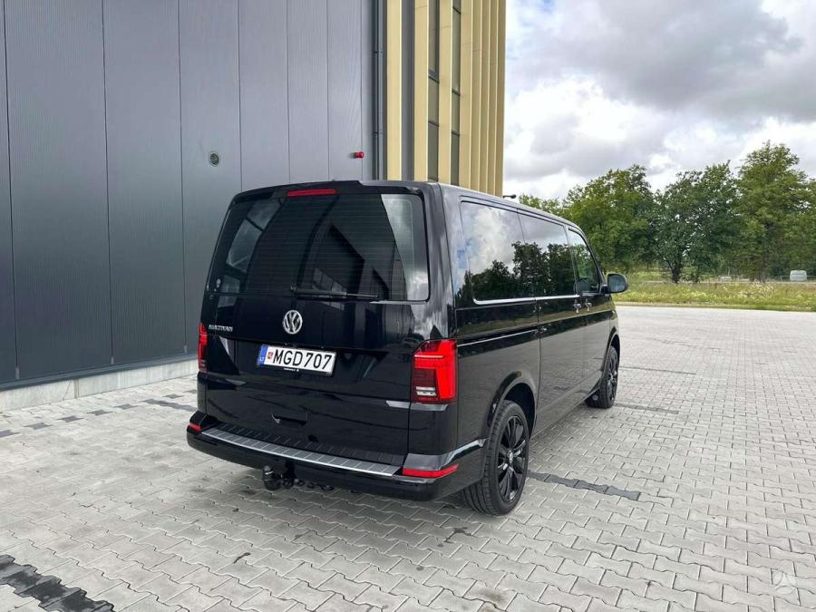Melns Volkswagen Multivan 2021 Klaipėda, ar dzinēja tilpumu 2.00 L un nobraukumu 37 tūkst. km par 43500 €, foto 22 vietnē AUTOMOTO.COM.LV