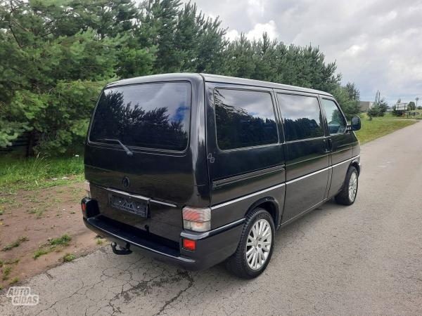 Melns Volkswagen Multivan 1996 Klaipėda, ar dzinēja tilpumu 2.50 L un nobraukumu 289 tūkst. km par 4650 €, foto 10 vietnē AUTOMOTO.COM.LV