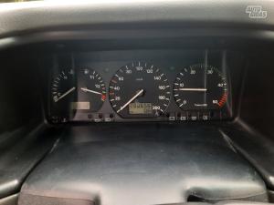 Melns Volkswagen Multivan 1996 Klaipėda, ar dzinēja tilpumu 2.50 L un nobraukumu 289 tūkst. km par 4650 €, foto 23 vietnē AUTOMOTO.COM.LV