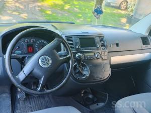 Melns Volkswagen Multivan 2004 Rīga, ar dzinēja tilpumu 2.50 L un nobraukumu 271 tūkst. km par 5000 €, foto 8 vietnē AUTOMOTO.COM.LV
