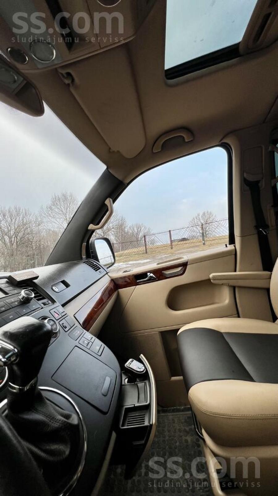 Melns Volkswagen Multivan 2005 Liepāja, ar dzinēja tilpumu 2.50 L un nobraukumu 0 tūkst. km par 8700 €, foto 9 vietnē AUTOMOTO.COM.LV