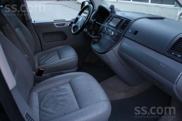 Black Volkswagen Multivan 2005 in Tukums, with an engine capacity of 2.50 L and mileage of 0 thousand km for 8400 €, photo 6 on AUTOMOTO.COM.LV