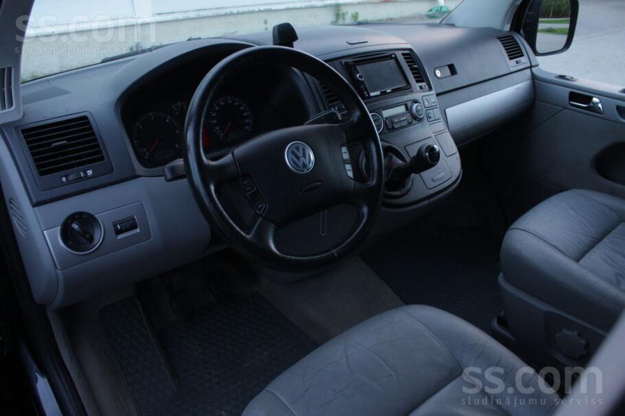 Black Volkswagen Multivan 2005 in Tukums, with an engine capacity of 2.50 L and mileage of 0 thousand km for 8400 €, photo 8 on AUTOMOTO.COM.LV