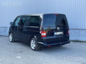 Black Volkswagen Multivan 2005 in Tukums, with an engine capacity of 2.50 L and mileage of 0 thousand km for 8200 €, photo 4 on AUTOMOTO.COM.LV