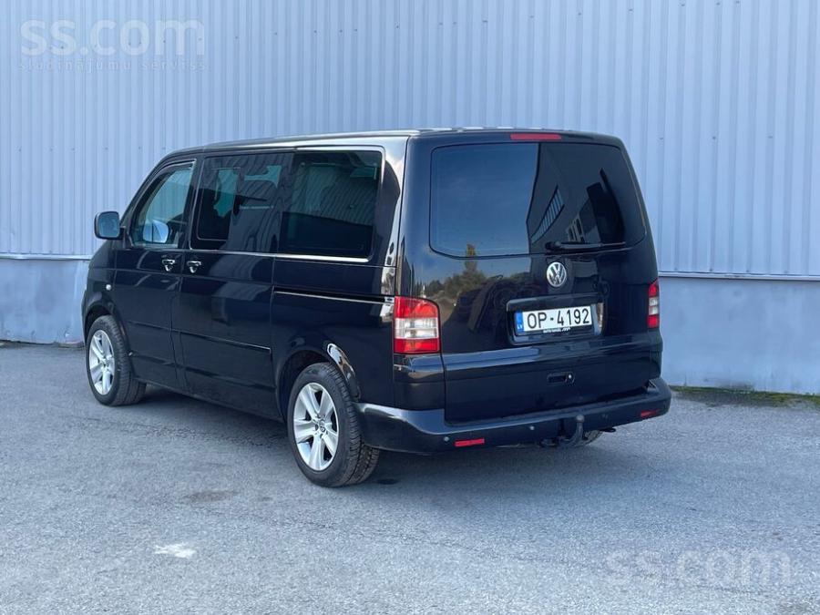 Black Volkswagen Multivan 2005 in Tukums, with an engine capacity of 2.50 L and mileage of 0 thousand km for 8200 €, photo 4 on AUTOMOTO.COM.LV