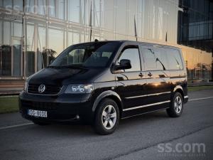 Black Volkswagen Multivan 2006 in Riga, with an engine capacity of 2.50 L and mileage of 297 thousand km for 5490 €, photo 1 on AUTOMOTO.COM.LV