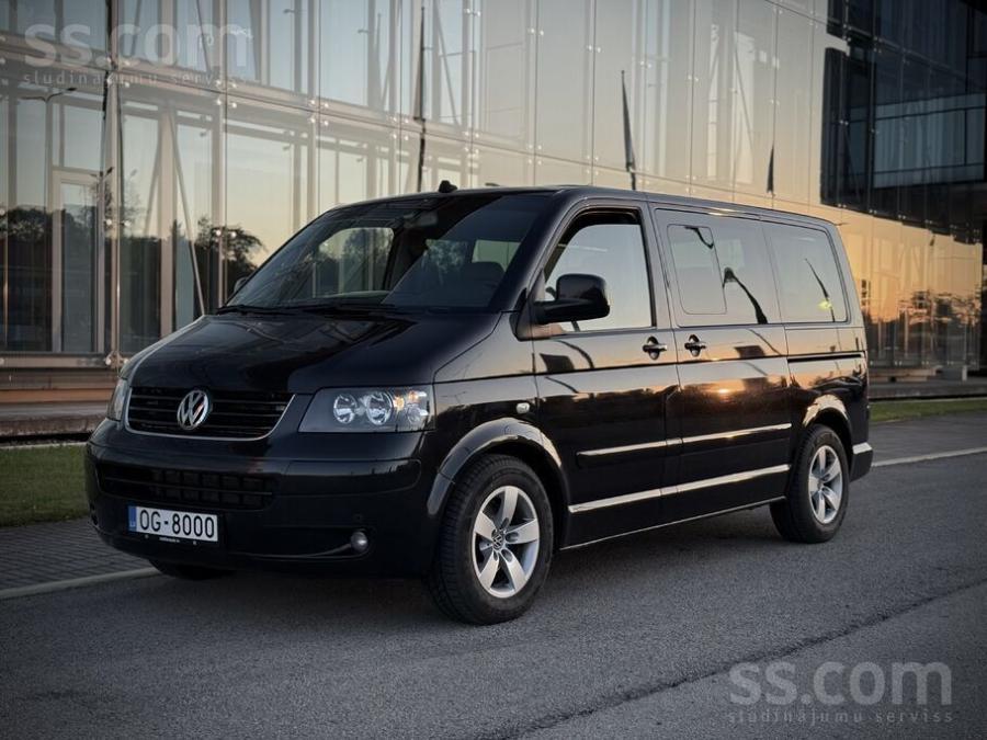 Black Volkswagen Multivan 2006 in Riga, with an engine capacity of 2.50 L and mileage of 297 thousand km for 5490 €, photo 1 on AUTOMOTO.COM.LV