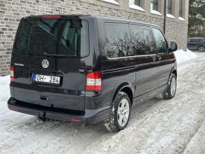 Черный Фольксваген Мультиван 2006 в Тукумс, объемом двигателя 2.50 л и пробегом 329 тыс. км за 8950 €, фото 7 на AUTOMOTO.COM.LV