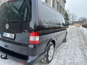 Черный Фольксваген Мультиван 2006 в Тукумс, объемом двигателя 2.50 л и пробегом 329 тыс. км за 8950 €, фото 10 на AUTOMOTO.COM.LV