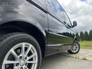 Melns Volkswagen Multivan 2006 Tukums, ar dzinēja tilpumu 2.50 L un nobraukumu 0 tūkst. km par 6990 €, foto 9 vietnē AUTOMOTO.COM.LV