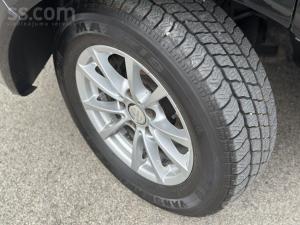 Melns Volkswagen Multivan 2006 Tukums, ar dzinēja tilpumu 2.50 L un nobraukumu 0 tūkst. km par 6990 €, foto 25 vietnē AUTOMOTO.COM.LV