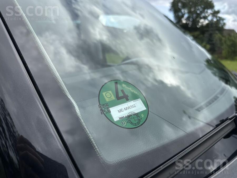 Melns Volkswagen Multivan 2006 Tukums, ar dzinēja tilpumu 2.50 L un nobraukumu 0 tūkst. km par 6990 €, foto 26 vietnē AUTOMOTO.COM.LV