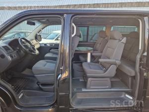 Black Volkswagen Multivan 2006 in Valmiera, with an engine capacity of 2.50 L and mileage of 358 thousand km for 8500 €, photo 15 on AUTOMOTO.COM.LV