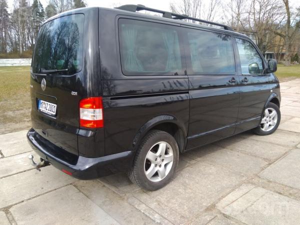 Melns Volkswagen Multivan 2007 Rīga, ar dzinēja tilpumu 1.90 L un nobraukumu 300 tūkst. km par 8598 €, foto 4 vietnē AUTOMOTO.COM.LV