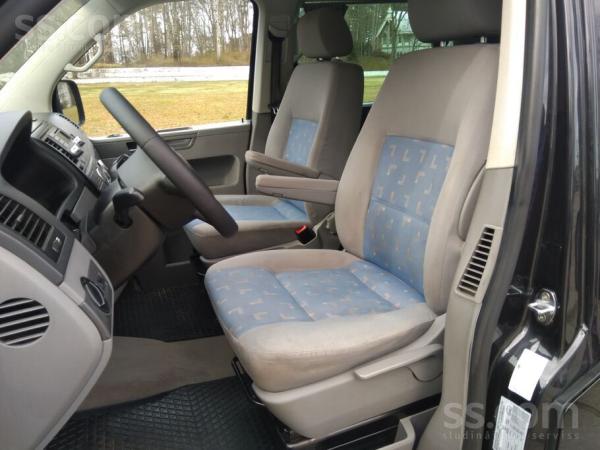 Melns Volkswagen Multivan 2007 Rīga, ar dzinēja tilpumu 1.90 L un nobraukumu 300 tūkst. km par 8598 €, foto 8 vietnē AUTOMOTO.COM.LV