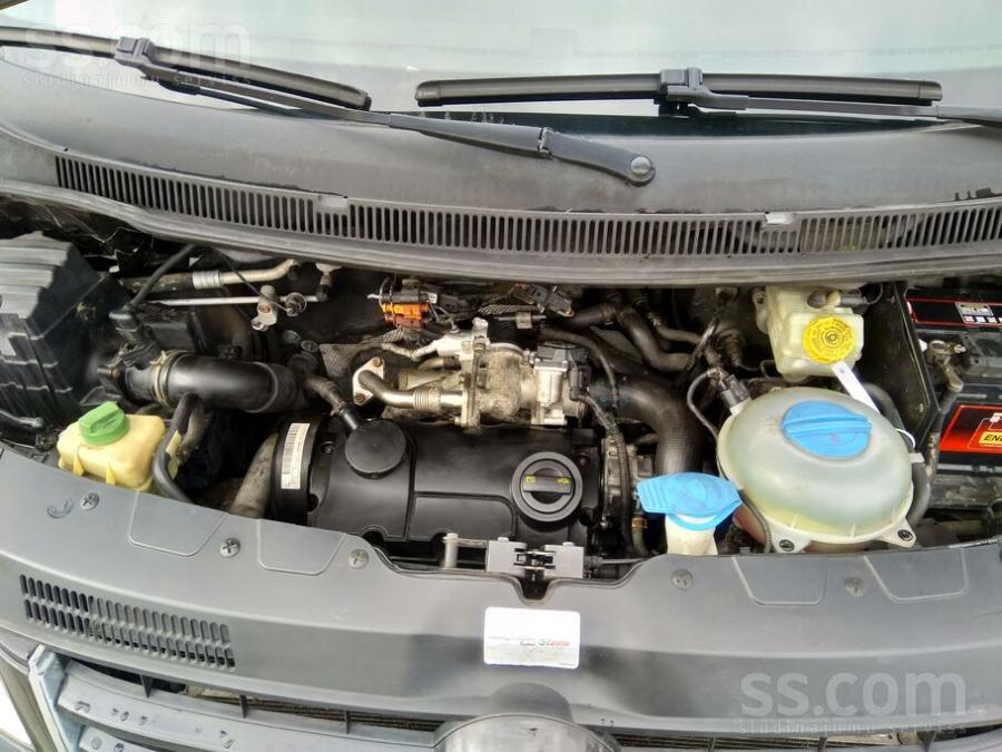 Melns Volkswagen Multivan 2007 Rīga, ar dzinēja tilpumu 1.90 L un nobraukumu 300 tūkst. km par 8598 €, foto 17 vietnē AUTOMOTO.COM.LV
