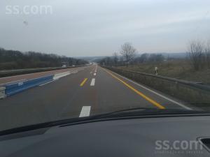 Melns Volkswagen Multivan 2007 Rīga, ar dzinēja tilpumu 1.90 L un nobraukumu 300 tūkst. km par 8598 €, foto 21 vietnē AUTOMOTO.COM.LV