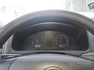 Black Volkswagen Multivan 2008 in Riga, with an engine capacity of 1.90 L and mileage of 243 thousand km for 10000 €, photo 10 on AUTOMOTO.COM.LV