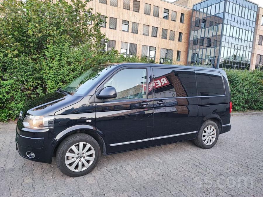 Melns Volkswagen Multivan 2012 Rīga, ar dzinēja tilpumu 2.00 L un nobraukumu 0 tūkst. km par 17000 €, foto 1 vietnē AUTOMOTO.COM.LV