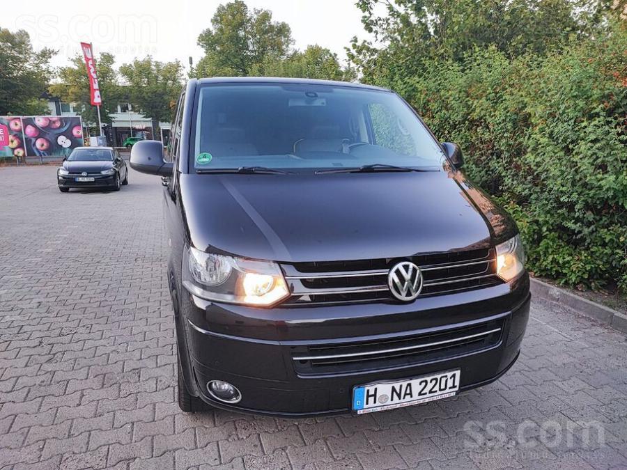 Melns Volkswagen Multivan 2012 Rīga, ar dzinēja tilpumu 2.00 L un nobraukumu 0 tūkst. km par 17000 €, foto 5 vietnē AUTOMOTO.COM.LV