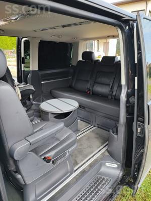 Melns Volkswagen Multivan 2012 Rīga, ar dzinēja tilpumu 2.00 L un nobraukumu 0 tūkst. km par 17000 €, foto 18 vietnē AUTOMOTO.COM.LV