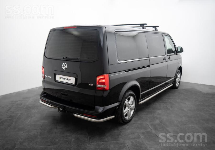 Melns Volkswagen Multivan 2013 Rīga, ar dzinēja tilpumu 2.00 L un nobraukumu 210 tūkst. km par 19999 €, foto 5 vietnē AUTOMOTO.COM.LV