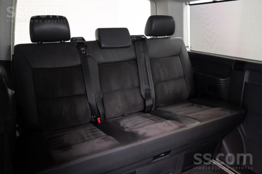 Melns Volkswagen Multivan 2013 Rīga, ar dzinēja tilpumu 2.00 L un nobraukumu 210 tūkst. km par 19999 €, foto 9 vietnē AUTOMOTO.COM.LV