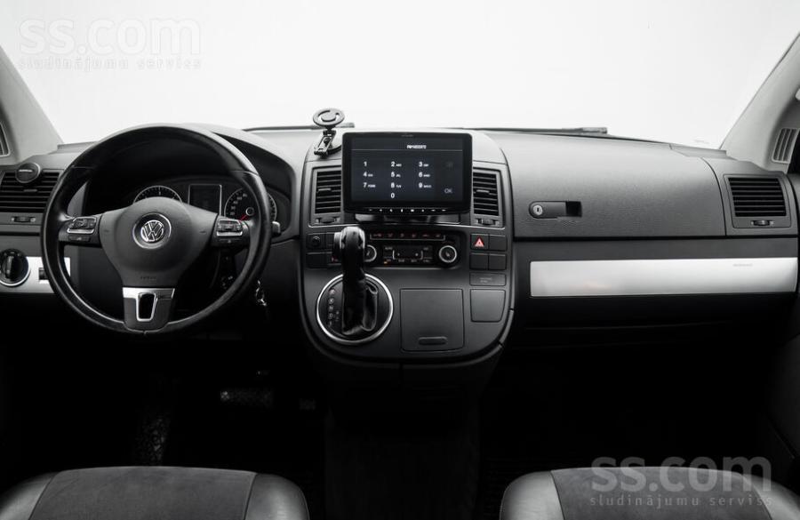 Melns Volkswagen Multivan 2013 Rīga, ar dzinēja tilpumu 2.00 L un nobraukumu 210 tūkst. km par 19999 €, foto 13 vietnē AUTOMOTO.COM.LV
