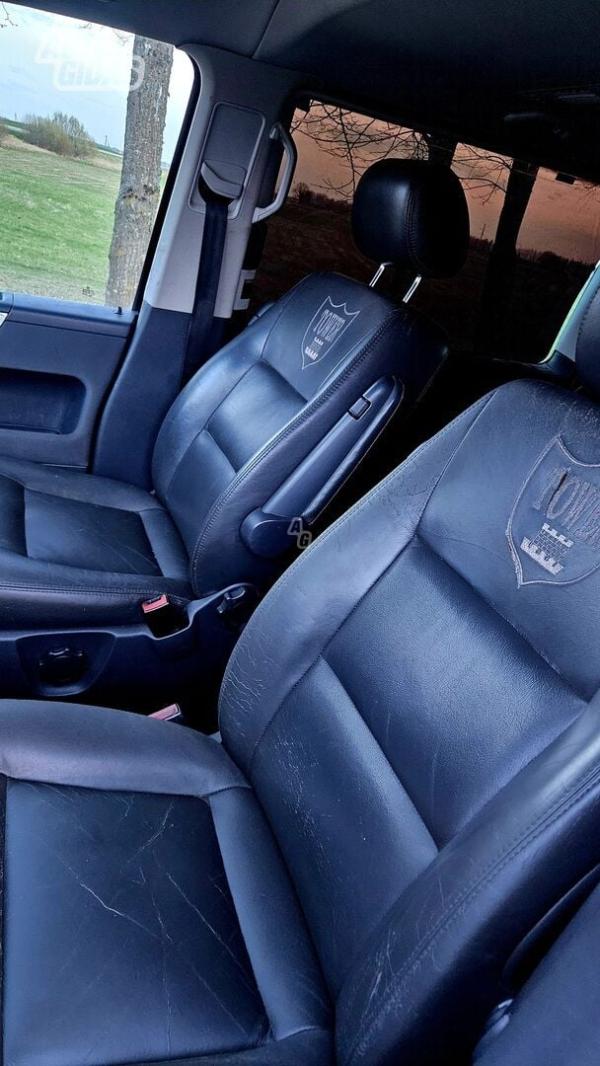 Melns Volkswagen Multivan 2013 Kaišiadorys, ar dzinēja tilpumu 2.00 L un nobraukumu 380 tūkst. km par 14800 €, foto 10 vietnē AUTOMOTO.COM.LV
