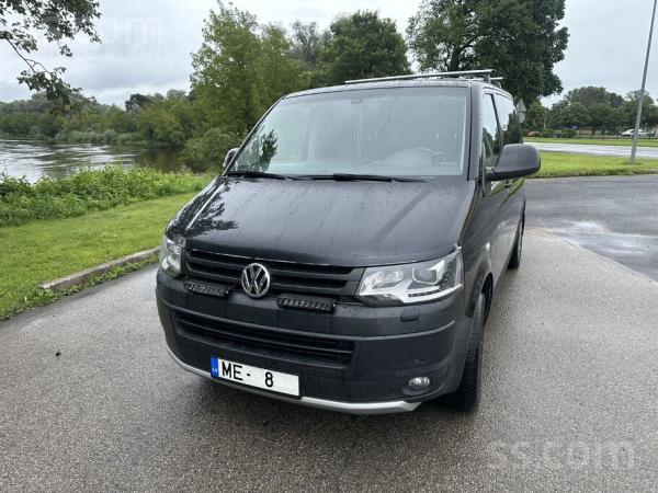 Black Volkswagen Multivan 2014 in Riga, with an engine capacity of 2.00 L and mileage of 224 thousand km for 23800 €, photo 2 on AUTOMOTO.COM.LV