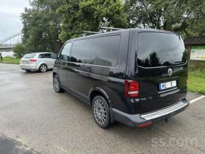 Black Volkswagen Multivan 2014 in Riga, with an engine capacity of 2.00 L and mileage of 224 thousand km for 23800 €, photo 8 on AUTOMOTO.COM.LV