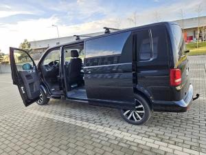 Melns Volkswagen Multivan 2015 Jēkabpils, ar dzinēja tilpumu 2.00 L un nobraukumu 148 tūkst. km par 23900 €, foto 16 vietnē AUTOMOTO.COM.LV