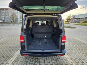 Melns Volkswagen Multivan 2015 Jēkabpils, ar dzinēja tilpumu 2.00 L un nobraukumu 148 tūkst. km par 23900 €, foto 17 vietnē AUTOMOTO.COM.LV