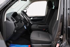 Melns Volkswagen Multivan 2015 Tukums, ar dzinēja tilpumu 2.00 L un nobraukumu 275 tūkst. km par 19900 €, foto 9 vietnē AUTOMOTO.COM.LV