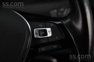 Melns Volkswagen Multivan 2015 Tukums, ar dzinēja tilpumu 2.00 L un nobraukumu 275 tūkst. km par 19900 €, foto 14 vietnē AUTOMOTO.COM.LV