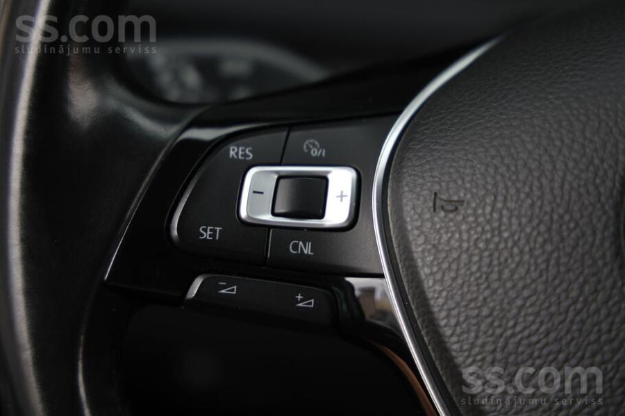 Melns Volkswagen Multivan 2015 Tukums, ar dzinēja tilpumu 2.00 L un nobraukumu 275 tūkst. km par 19900 €, foto 15 vietnē AUTOMOTO.COM.LV