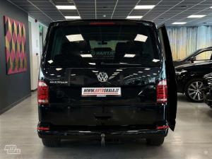 Melns Volkswagen Multivan 2017 Klaipėda, ar dzinēja tilpumu 2.00 L un nobraukumu 297 tūkst. km par 24900 €, foto 8 vietnē AUTOMOTO.COM.LV