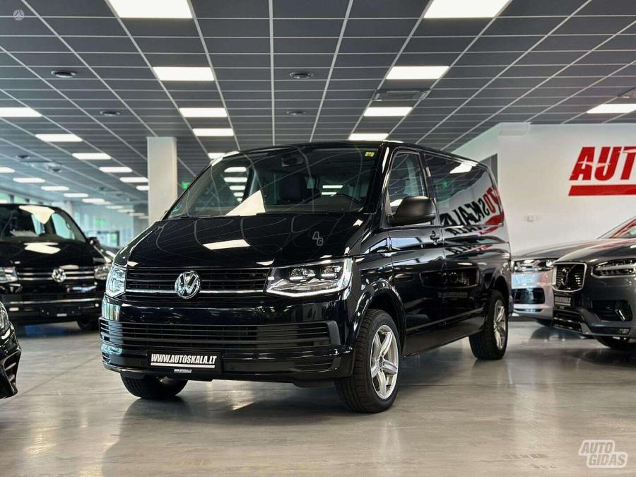 Melns Volkswagen Multivan 2017 Klaipėda, ar dzinēja tilpumu 2.00 L un nobraukumu 297 tūkst. km par 24900 €, foto 18 vietnē AUTOMOTO.COM.LV