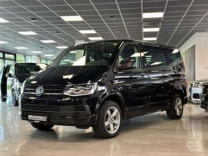 Melns Volkswagen Multivan 2017 Klaipėda, ar dzinēja tilpumu 2.00 L un nobraukumu 297 tūkst. km par 24900 €, foto 31 vietnē AUTOMOTO.COM.LV
