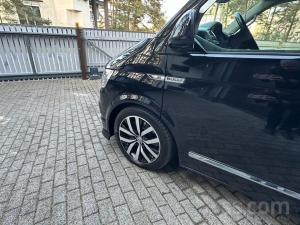 Черный Фольксваген Мультиван 2017 в Вентспилс, объемом двигателя 2.00 л и пробегом 250 тыс. км за 30000 €, фото 6 на AUTOMOTO.COM.LV
