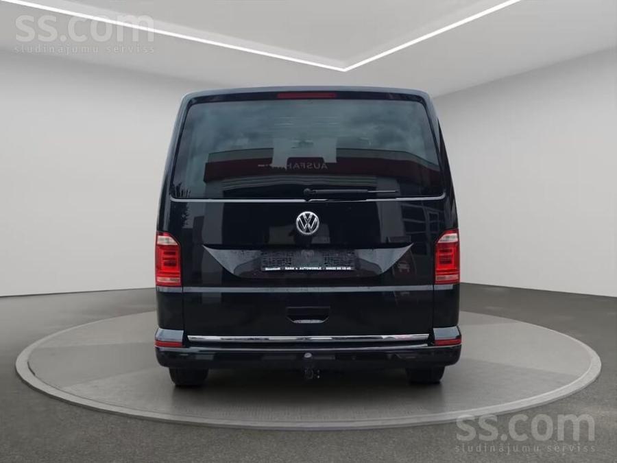 Black Volkswagen Multivan 2017 in Riga, with an engine capacity of 2.00 L and mileage of 269 thousand km for 22650 €, photo 6 on AUTOMOTO.COM.LV