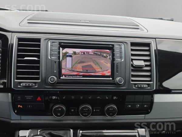 Black Volkswagen Multivan 2017 in Riga, with an engine capacity of 2.00 L and mileage of 269 thousand km for 22650 €, photo 10 on AUTOMOTO.COM.LV